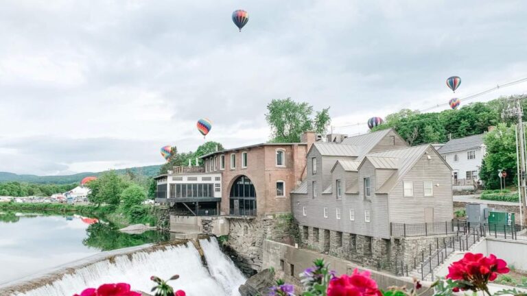 Quechee Hot Air Balloon, Craft & Music Festival - Happy Vermont